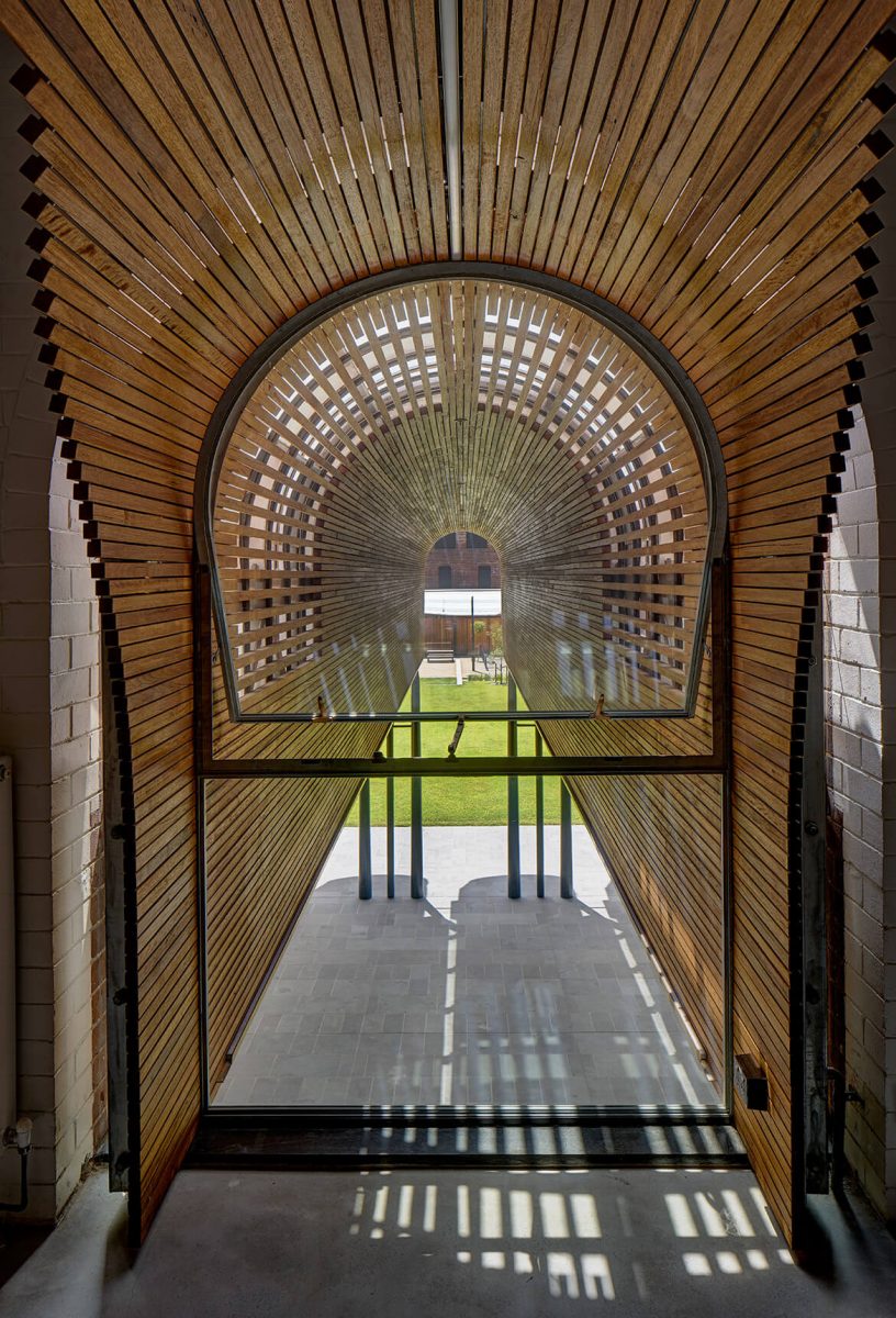 5 Feature Ceiling Design Trends You Can Look Up To | Sculptform