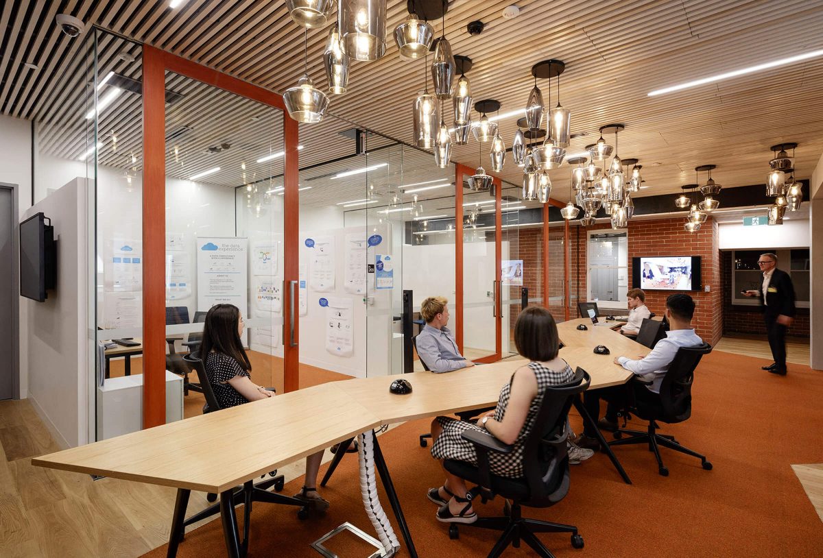 Swinburne's Innovation and Design Hub - Sculptform