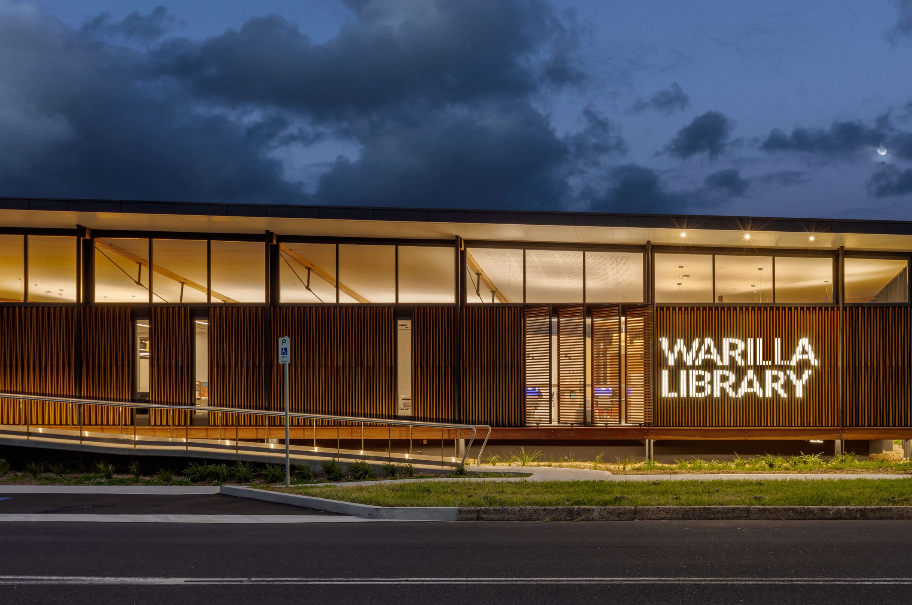 Warilla Library - Sculptform