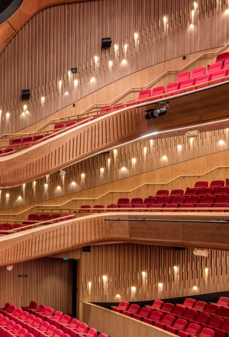 5 Beautiful and Impressive uses for Timber Battens - Sculptform