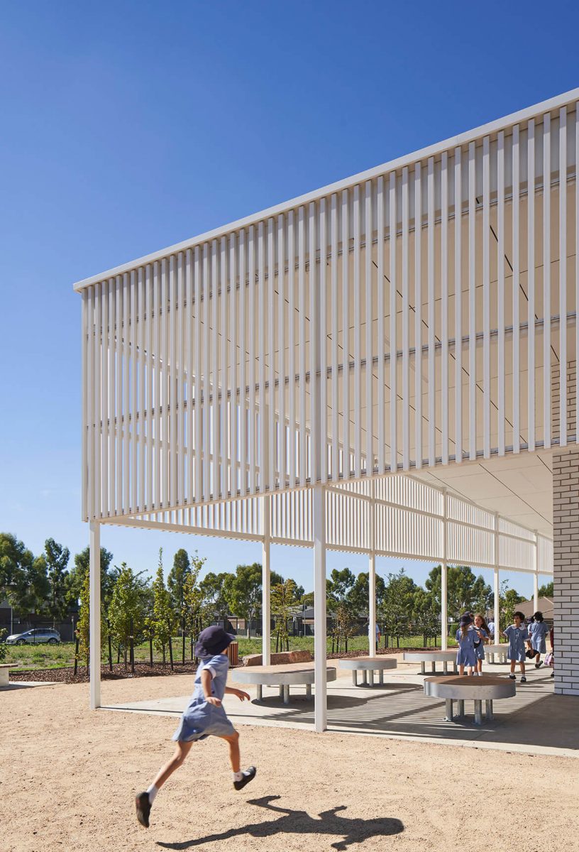 How to Incorporate Screens Into Your Design - Sculptform