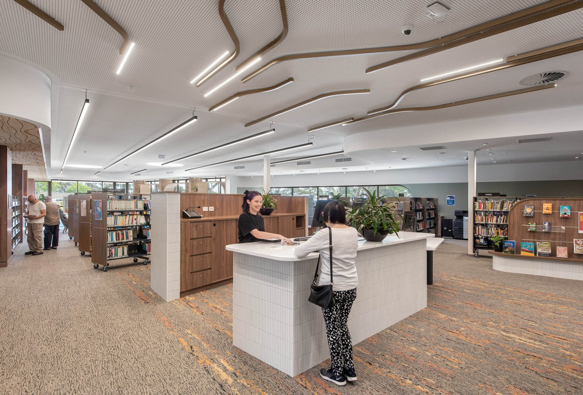 Creating Aluminium Curves at Tiwu Kumangka - Sculptform