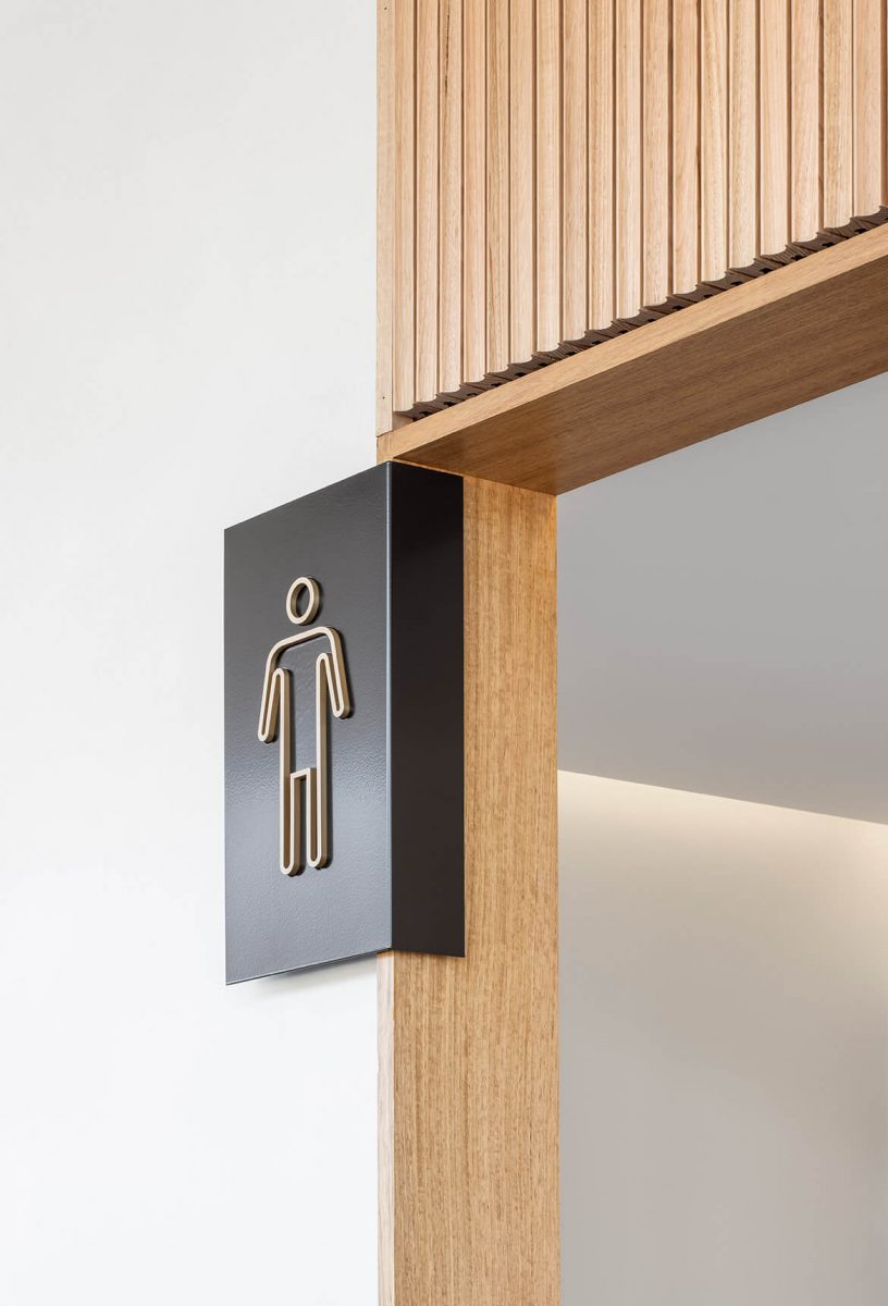 Click-on Batten Features in Marnkutyi Parirna Theatre - Sculptform