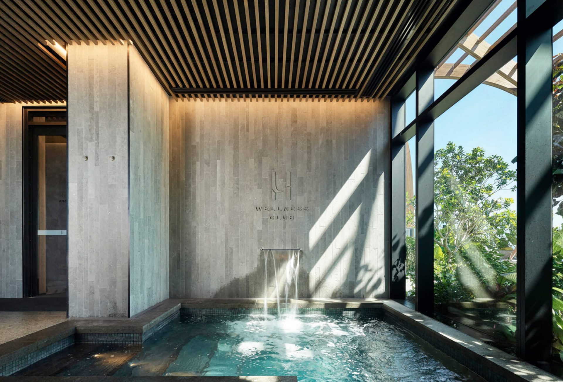 Upper House – A Landmark in Luxury Residential Design | Sculptform